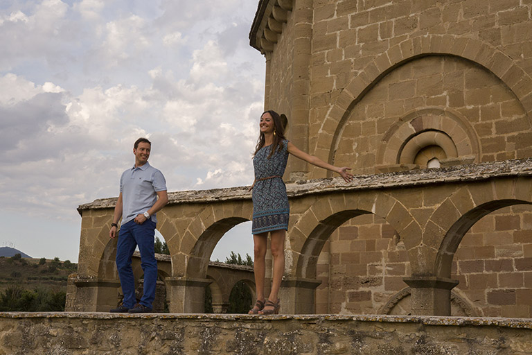 PABL0369 | Pablo Mena